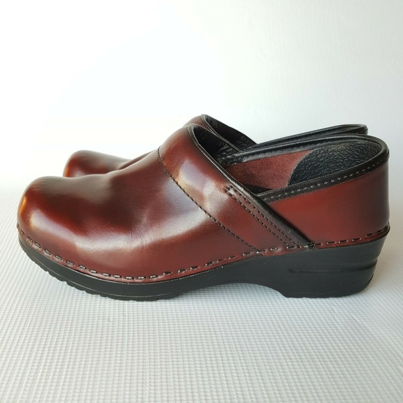 Dansko | Shoes | Dansko Cabrio Cordovan Leather Work Clog Size 37 ...